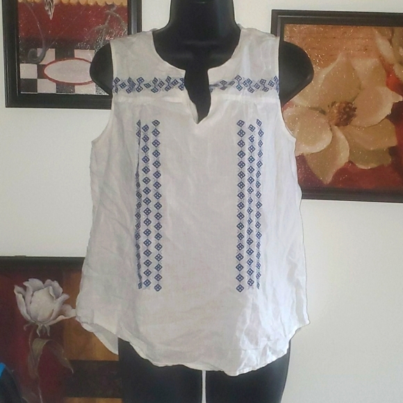 Kenar | Tops | 52 Kenar Linen Vneck Shirt | Poshmark